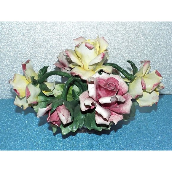 Capodimonte | Art | Capodimonte Bouquet Of Flowers Roses Centerpiece ...